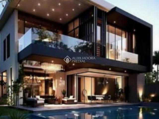 Casa em condomínio de alto padrão