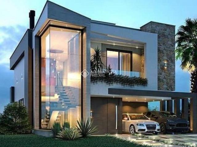 Casa em condomínio de alto padrão