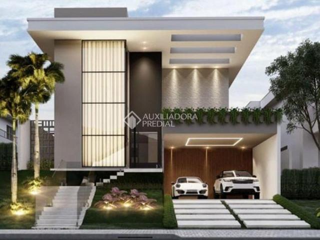 Casa em condomínio de alto padrão