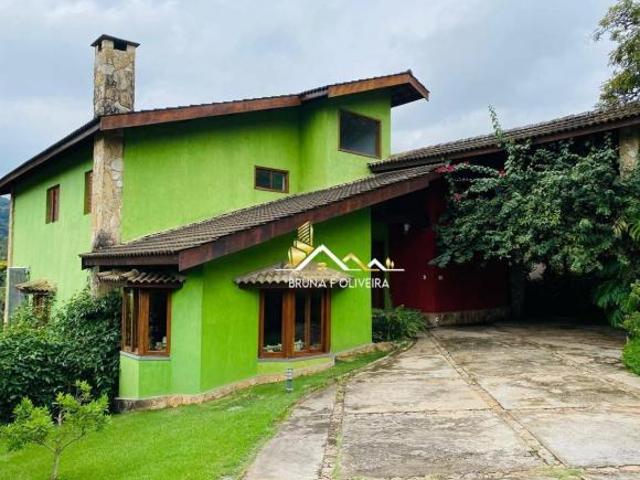 Casa em Condomínio de Alto Padrão