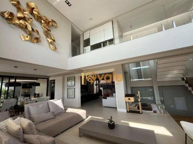 Casa em condomínio de alto padrão com 4 suítes à venda, 550 m² Jaguary Urbanova