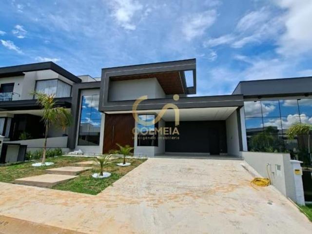 Casa em Condomínio de Alto Padrão em Indaiatuba SP com 3 Quartos, 1 Suíte e 4 Vagas de Garagem!