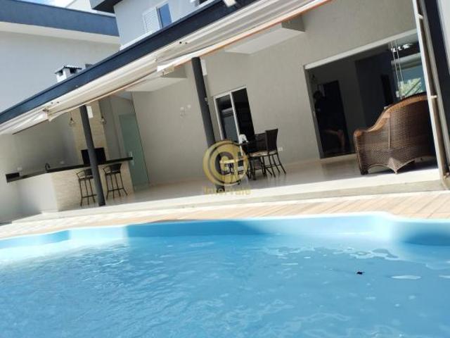 Casa em Condomínio de Alto Padrão em Jacareí SP, Loteamento Villa Branca 5 Quartos, 1 Suíte, 3 Sala