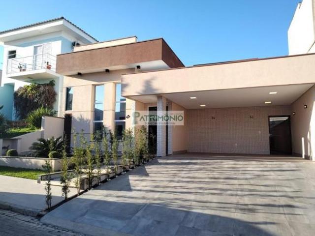 Casa em Condomínio de Alto Padrão em Jaguariúna SP, 3 Quartos, 1 Suíte, 2 Vagas de Garagem, 160m²