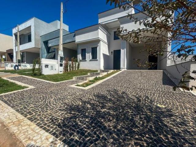 Casa em Condomínio de Alto Padrão em Paulínia SP, Vila Monte Alegre: 3 Quartos, 1 Suíte, 3 Salas, 2