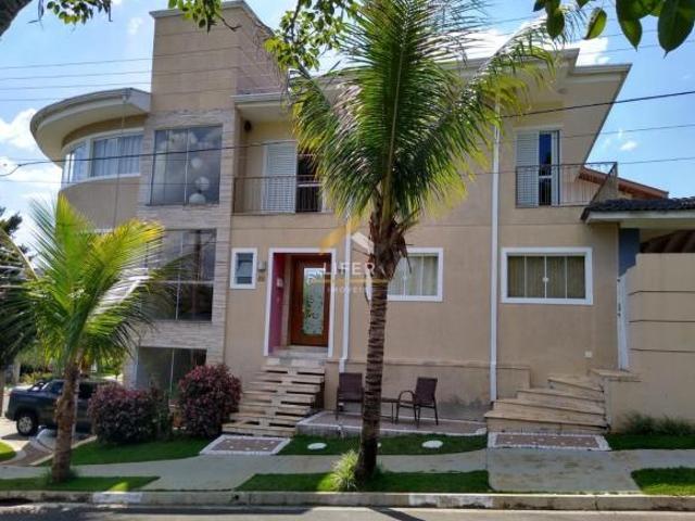 CASA EM CONDOMÍNIO DE ALTO PADRÃO EM VALINHOS