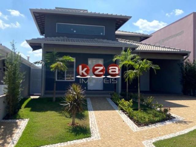 Casa em Condomínio de Alto Padrão em Valinhos SP 3 suítes 2 salas 5 banheiros 223m² Village San