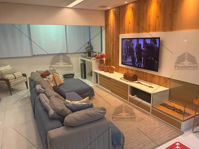 Casa em Condomínio de alto padrão Ipiranga, Porteira Fechada com 3 quartos e 2 suítes, sacada, espaç