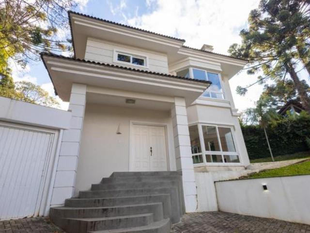 Casa em condomínio de alto padrão no Ecoville
