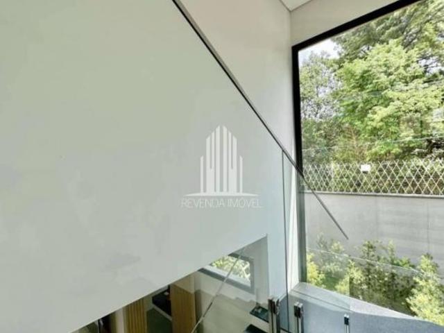 Casa em Condomínio de Alto Padrão na Chácara do Refúgio em Carapicuíba SP: 3 Quartos, 3 Suítes, 4 Ba