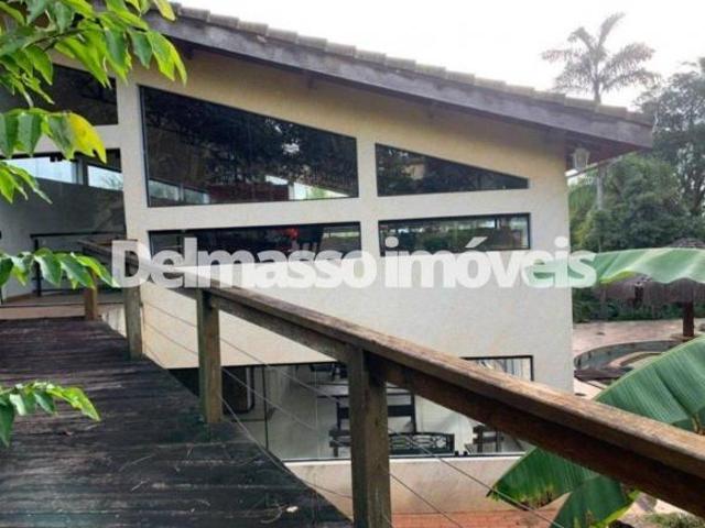 Casa em condomínio de alto padrão na represa com total infraestrutura!