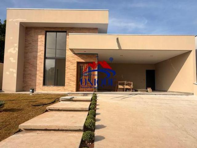 CASA EM CONDOMÍNIO DE BOITUVA NO PORTAL DAS ESTRELAS C/ 3 SUÍTES