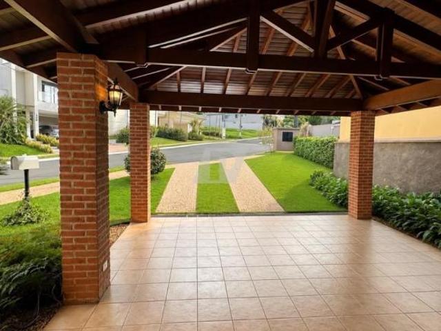 Casa em Condomínio de Luxo: 3 Quartos, 1 Suíte e 4 Vagas na Terras de Piracicaba, Piracicaba SP