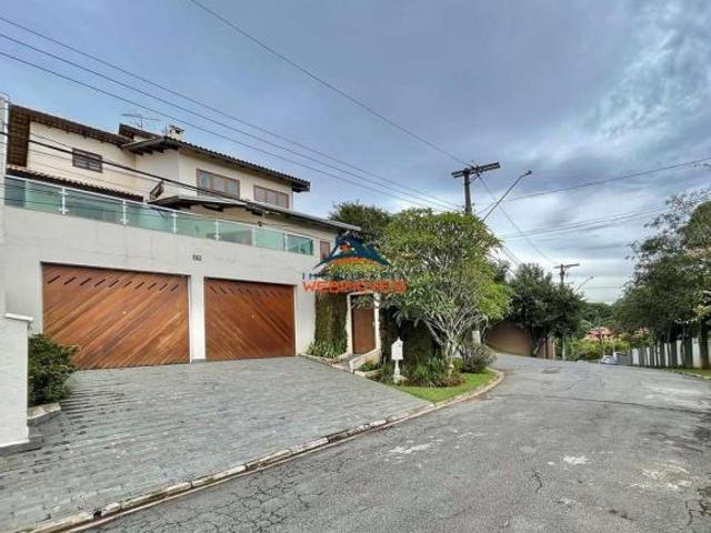 Casa em Condomínio de Luxo à Venda em Carapicuíba SP 4 quartos, 2 suítes, 3 salas, 5 banheiros, 8