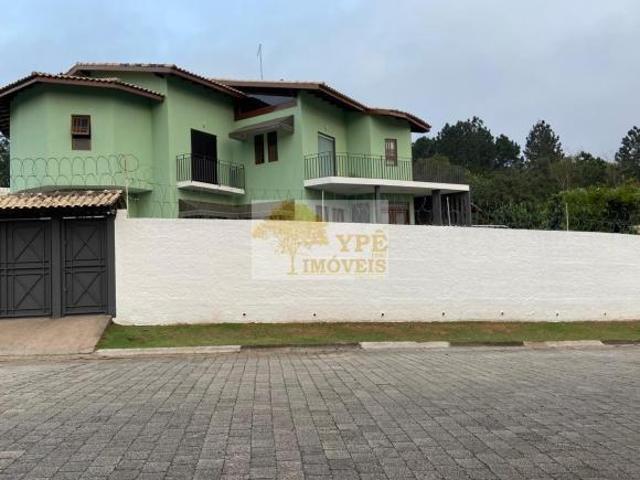 Casa em Condomínio de Luxo à Venda em Cotia SP, Bairro Gramado: 4 Quartos, 4 Suítes, 3 Salas, 5 Banh