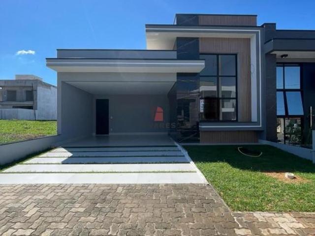 Casa em Condomínio de Luxo à Venda em Paulínia SP, Bairro Parque Brasil 500, 1 Sala, 4 Vagas de Gara