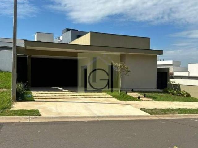 Casa em Condomínio de Luxo à Venda em Salto SP, no Residencial Lagos D&apos icaraí: 3 Quartos, 1 Suíte, 3