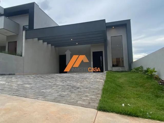 Casa em Condomínio de Luxo à Venda em Sorocaba SP: 3 Suítes sendo uma Master, Sala ampla, 4 Banheir