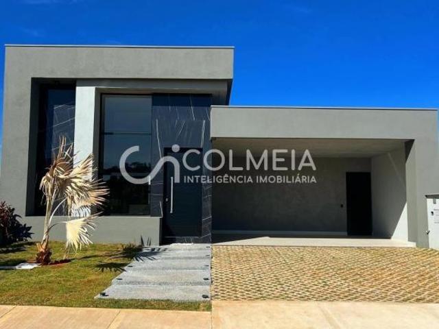 Casa em Condomínio de Luxo com 3 Suítes e 4 Vagas na Jardim Villa Sapezal, Indaiatuba SP Imperdíve