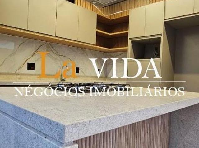 Casa em Condomínio de Luxo com 3 Suítes em Residencial Maria Júlia, São José do Rio Preto SP 155m²