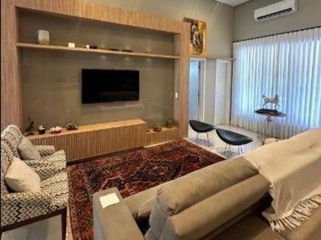 Casa em Condomínio de Luxo em Alphaville Nova Esplanada 3