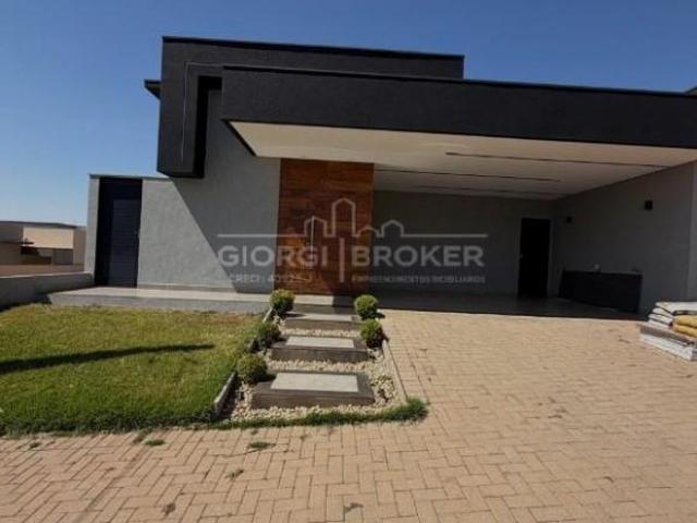 Casa em Condomínio de Luxo em Bady Bassitt SP 3 Quartos, 1 Suíte, 1 Sala, 4 Vagas de Garagem!