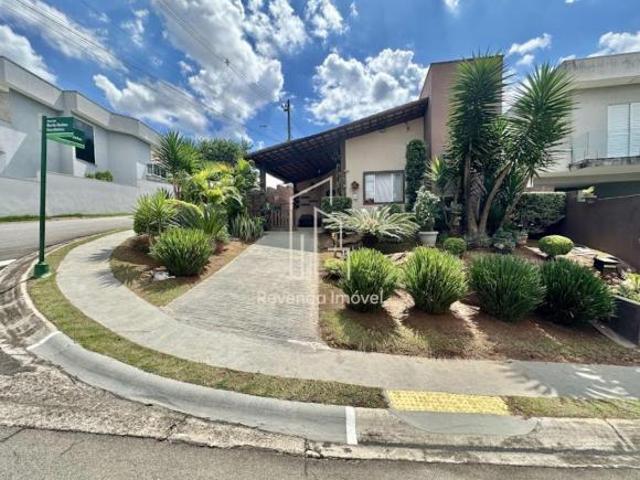 Casa em Condomínio de Luxo em Cotia SP, Bairro Pitas: 2 quartos, 1 suíte, 2 salas, 3 banheiros, 1 va