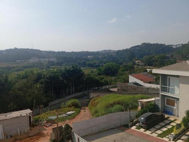 Casa em Condomínio de Luxo em Cotia SP, Parque Dom Henrique: 3 quartos, 1 suíte, 2 salas, 3 banheiro