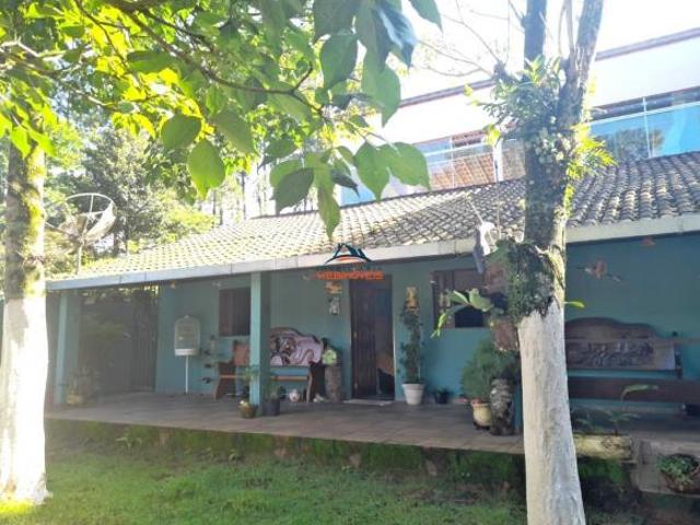 Casa em Condomínio de Luxo em Cotia SP, Parque das Rosas: 3 quartos, 1 suíte, 2 salas, 2 banheiros