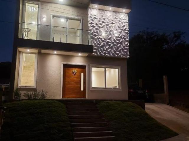 Casa em Condomínio de Luxo em Gravataí RS, Bairro Cádiz: 3 Quartos, 1 Suíte, 1 Sala, 2 Banheiros, 2