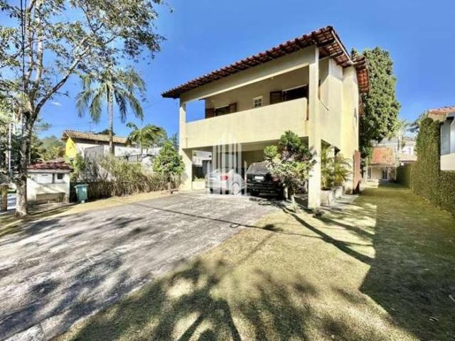 Casa em Condomínio de Luxo em Nova Higienópolis, Jandira SP: 3 quartos, 1 suíte, 2 salas, 6 vagas de