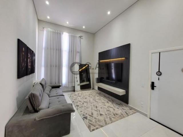 Casa em Condomínio de Luxo em Sorocaba SP 4 quartos, 3 suítes, 2 salas e 178m² Condomínio Chácaras