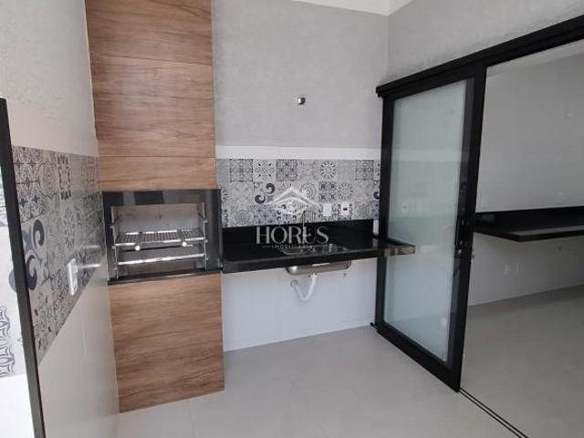 Casa em Condomínio de Luxo em Sorocaba SP 4 Quartos, 1 Suíte, Sala e 106,49m² Imperdível no Resi