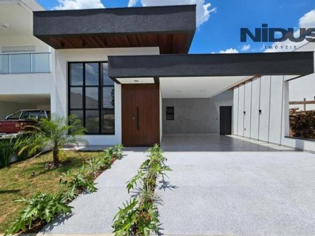 Casa em Condomínio de Luxo em Sorocaba SP 3 Quartos, 3 Suítes, 2 Salas Condomínio Residencial Flor