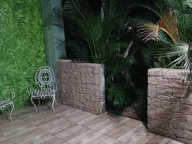 Casa em Condomínio de Luxo no Vale das Laranjeiras, Indaiatuba SP: 3 Quartos, 1 Suite, 3 Salas, 3 Ba
