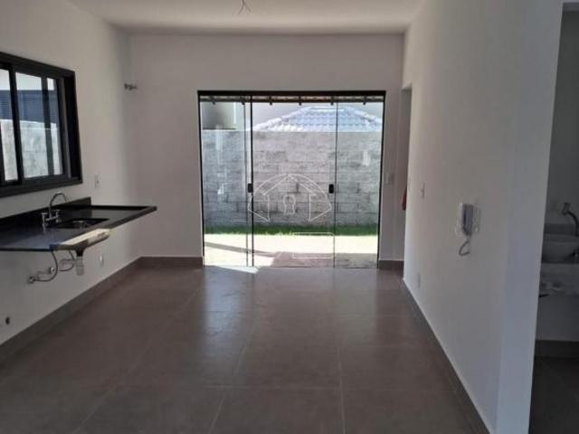 Casa em Condomínio de Luxo no Jardim Santa Helena em Valinhos SP