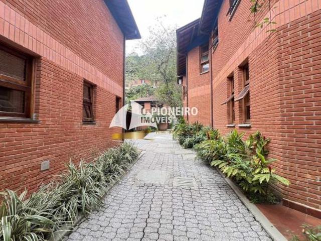 Casa em condomínio disponível para venda em Juquehy!