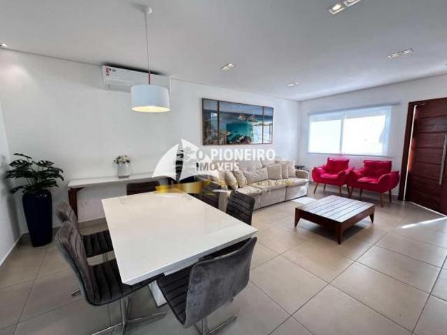 Casa em condomínio disponível para venda em Juquehy!