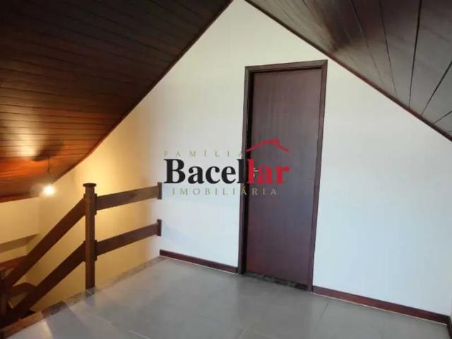 Casa em Condomínio Duplex / Residencial / Recreio dos Bandeirantes