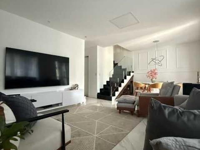 Casa Em Condomínio: Duplex / Residencial / Vargem Pequena