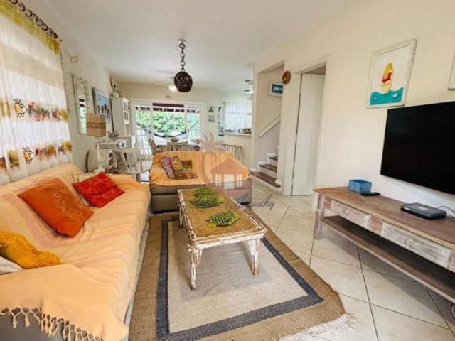 Casa em condominio e com escritura disponível para venda em Juquehy