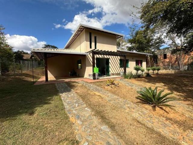 Casa em condomínio em Condomínio Vale Do Luar