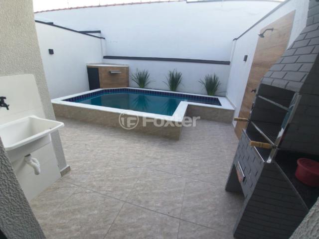 Casa em Condomínio em condomínio com 2 dormitórios em Itanhaém