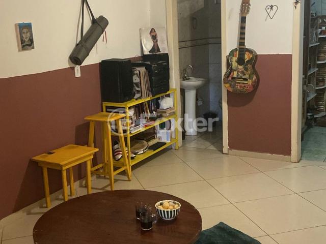 Casa em Condomínio em condomínio com 2 dormitórios em Porto Alegre