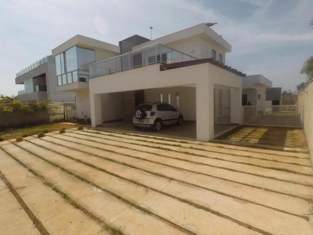 Casa em condomínio em Condomínio Mirante Do Fidalgo com 357.70 m², 3 quarto s, 3 suíte s, 5 vag
