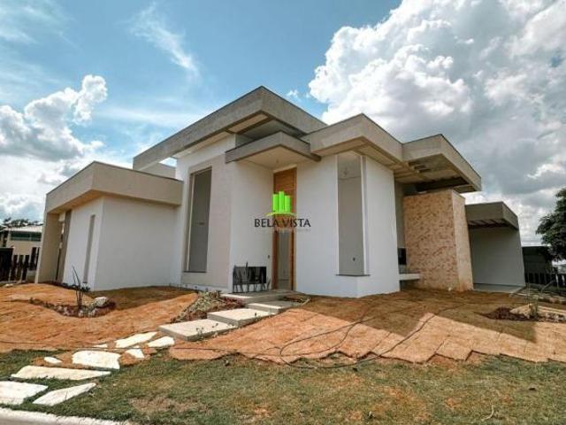 Casa em condomínio em Centro com 196.74 m², 3 quarto s, 1 suíte s, 2 vaga s