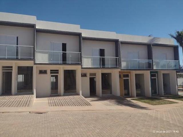 Casa em Condominio em Centro Jarinu, SP