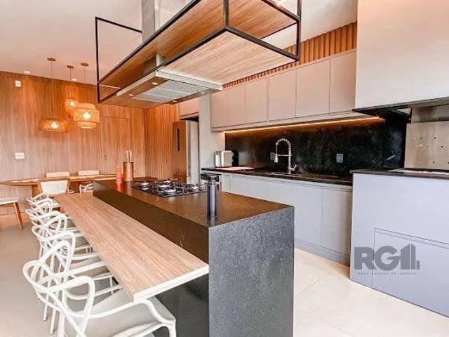 Casa em Condomínio em Centro