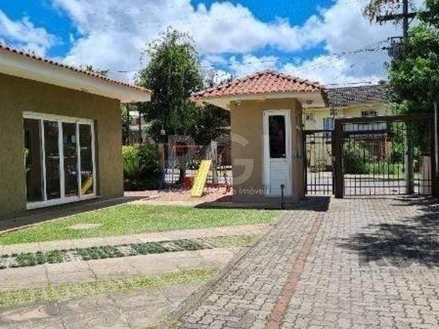 Casa em Condomínio em Aberta dos Morros