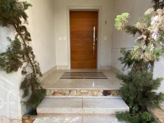 Casa em Condomínio em Alto da Boa Vista com 1.141m², 4 suítes, 8 vagas